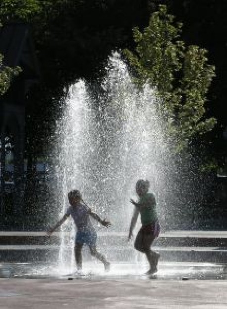 7 juegos de agua para niños | Blog Querolets